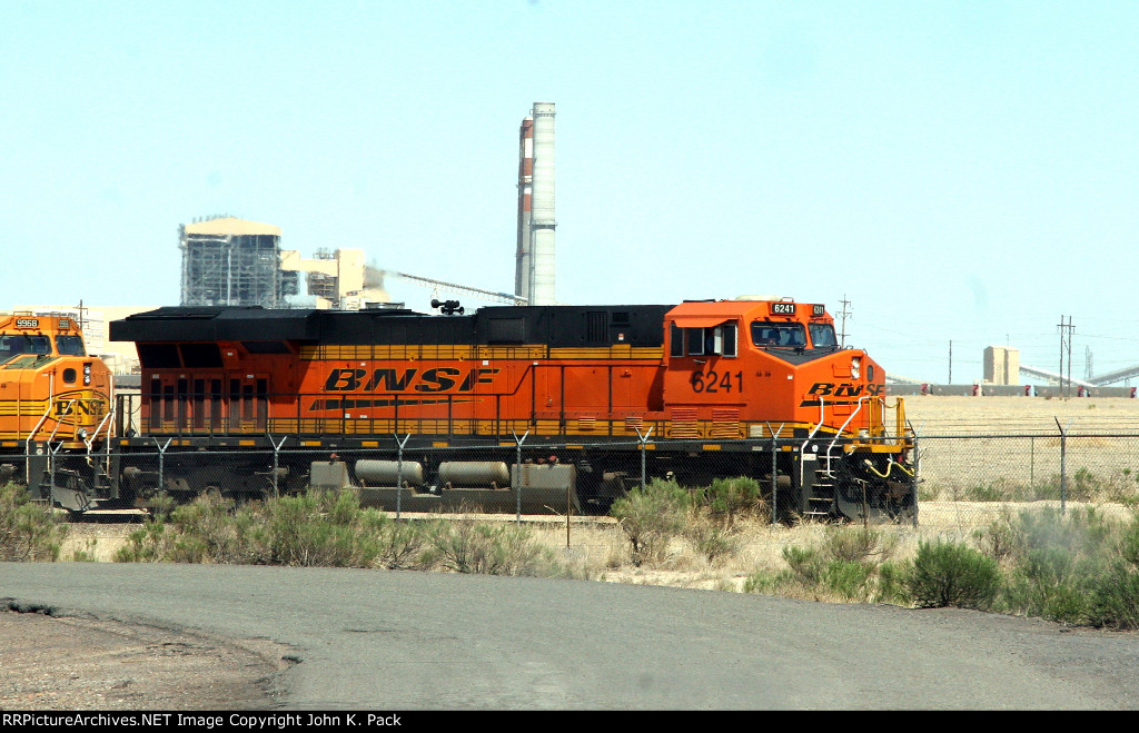 BNSF 6241